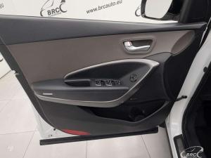 Balts Hyundai Santa Fe 2013 Viļņa, ar dzinēja tilpumu 2.36 L un nobraukumu 146 tūkst. km par 6500 €, foto 24 vietnē AUTOMOTO.COM.LV