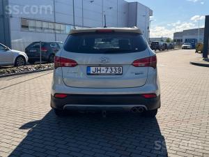 Balts Hyundai Santa Fe 2013 Liepāja, ar dzinēja tilpumu 2.20 L un nobraukumu 198 tūkst. km par 9400 €, foto 9 vietnē AUTOMOTO.COM.LV