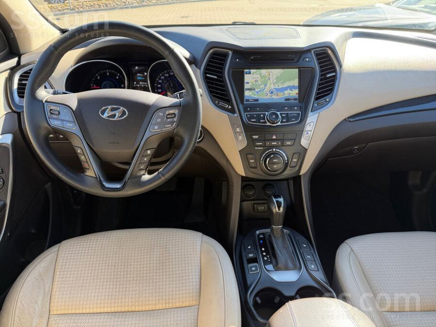 Balts Hyundai Santa Fe 2013 Liepāja, ar dzinēja tilpumu 2.20 L un nobraukumu 198 tūkst. km par 9400 €, foto 11 vietnē AUTOMOTO.COM.LV