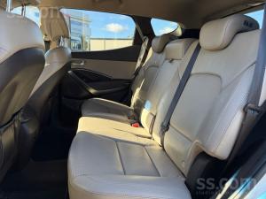 Balts Hyundai Santa Fe 2013 Liepāja, ar dzinēja tilpumu 2.20 L un nobraukumu 198 tūkst. km par 9400 €, foto 19 vietnē AUTOMOTO.COM.LV