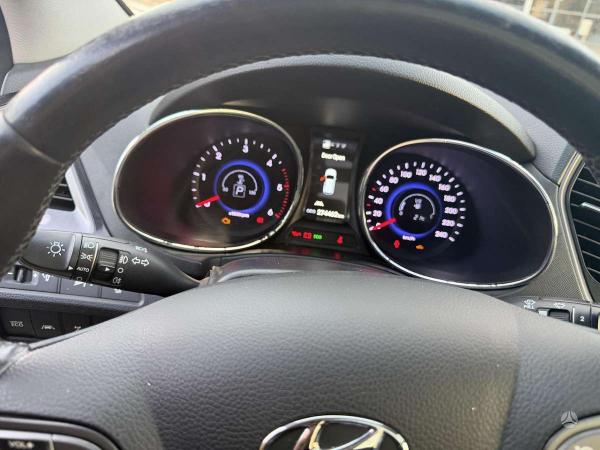 Balts Hyundai Santa Fe 2013 Viļņa, ar dzinēja tilpumu 2.20 L un nobraukumu 274 tūkst. km par 10800 €, foto 7 vietnē AUTOMOTO.COM.LV