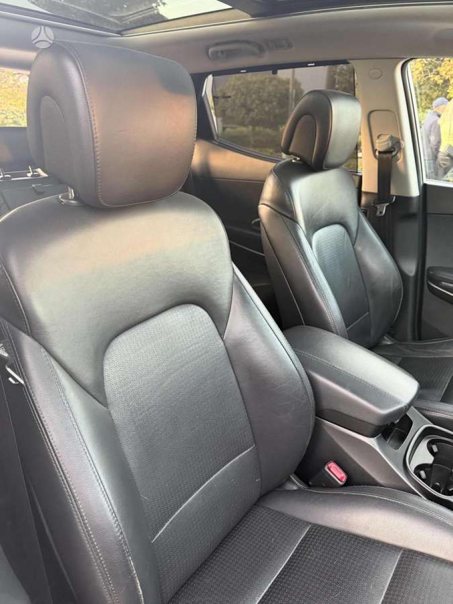 Balts Hyundai Santa Fe 2013 Viļņa, ar dzinēja tilpumu 2.20 L un nobraukumu 274 tūkst. km par 10800 €, foto 10 vietnē AUTOMOTO.COM.LV