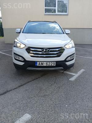 Balts Hyundai Santa Fe 2014 Jelgava, ar dzinēja tilpumu 2.20 L un nobraukumu 165 tūkst. km par 12500 €, foto 3 vietnē AUTOMOTO.COM.LV