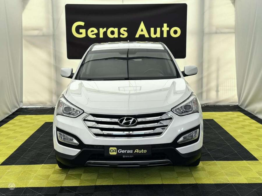 Balts Hyundai Santa Fe 2014 Viļņa, ar dzinēja tilpumu 2.40 L un nobraukumu 180 tūkst. km par 8350 €, foto 3 vietnē AUTOMOTO.COM.LV