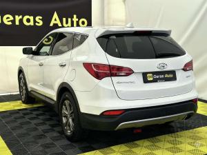 Balts Hyundai Santa Fe 2014 Viļņa, ar dzinēja tilpumu 2.40 L un nobraukumu 180 tūkst. km par 8350 €, foto 5 vietnē AUTOMOTO.COM.LV