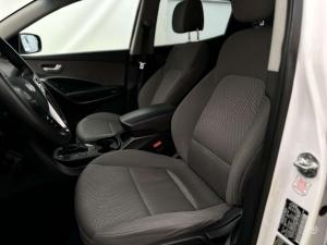 Balts Hyundai Santa Fe 2014 Viļņa, ar dzinēja tilpumu 2.40 L un nobraukumu 180 tūkst. km par 8350 €, foto 9 vietnē AUTOMOTO.COM.LV