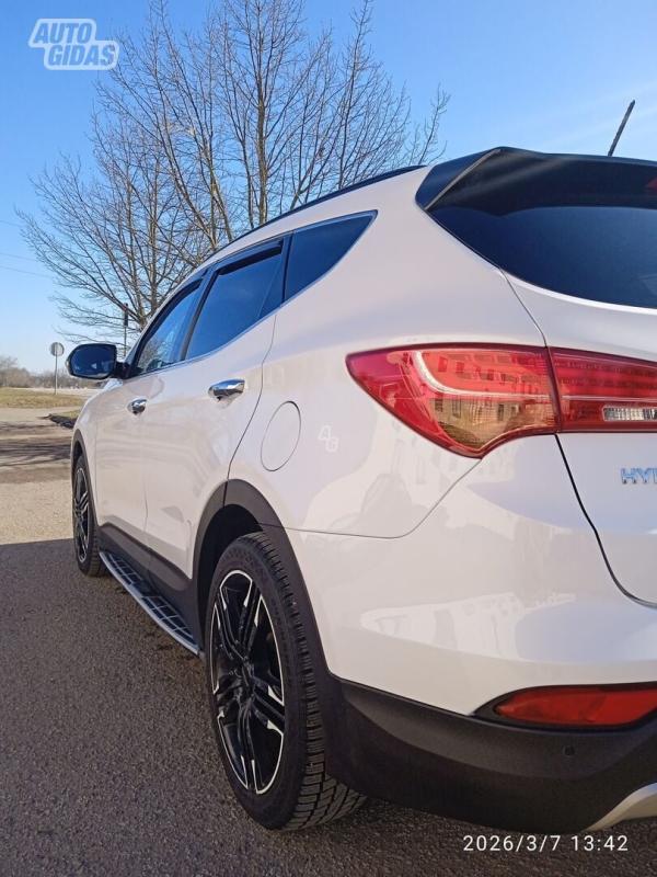 Balts Hyundai Santa Fe 2014 Marijampole, ar dzinēja tilpumu 2.20 L un nobraukumu 192 tūkst. km par 15000 €, foto 7 vietnē AUTOMOTO.COM.LV