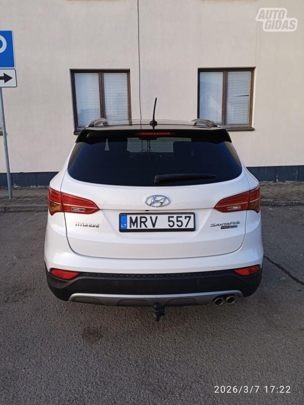 Balts Hyundai Santa Fe 2014 Marijampole, ar dzinēja tilpumu 2.20 L un nobraukumu 192 tūkst. km par 15000 €, foto 8 vietnē AUTOMOTO.COM.LV