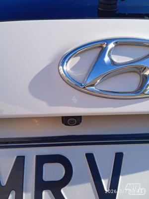 White Hyundai Santa Fe 2014 in Marijampole, with an engine capacity of 2.20 L and mileage of 192 thousand km for 15000 €, photo 25 on AUTOMOTO.COM.LV