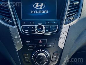 Balts Hyundai Santa Fe 2014 Rīga, ar dzinēja tilpumu 2.20 L un nobraukumu 125 tūkst. km par 12000 €, foto 9 vietnē AUTOMOTO.COM.LV