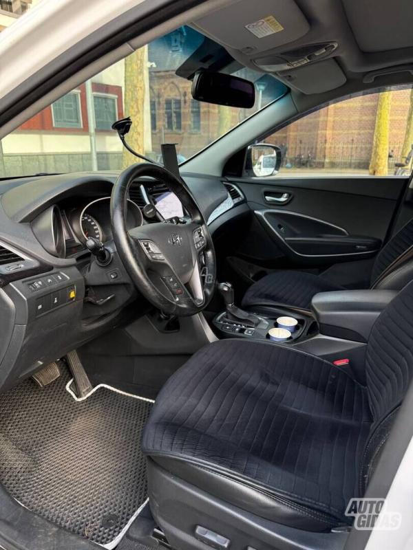 Balts Hyundai Santa Fe 2014 Klaipėda, ar dzinēja tilpumu 2.20 L un nobraukumu 200 tūkst. km par 9900 €, foto 8 vietnē AUTOMOTO.COM.LV