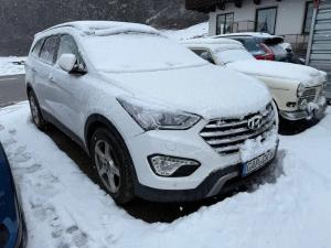 Balts Hyundai Santa Fe 2014 Talsi, ar dzinēja tilpumu 2.20 L un nobraukumu 230 tūkst. km par 12500 €, foto  vietnē AUTOMOTO.COM.LV