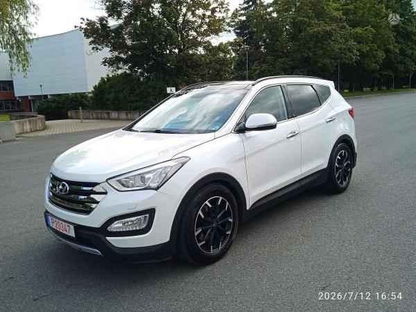 Balts Hyundai Santa Fe 2014 Alīta, ar dzinēja tilpumu 2.20 L un nobraukumu 163 tūkst. km par 11400 €, foto 5 vietnē AUTOMOTO.COM.LV