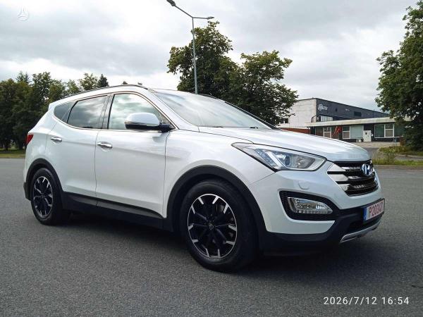 Balts Hyundai Santa Fe 2014 Alīta, ar dzinēja tilpumu 2.20 L un nobraukumu 163 tūkst. km par 11400 €, foto 6 vietnē AUTOMOTO.COM.LV