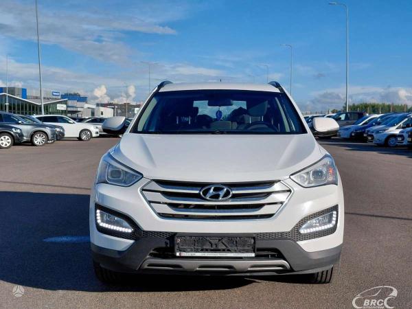 Balts Hyundai Santa Fe 2014 Viļņa, ar dzinēja tilpumu 2.20 L un nobraukumu 146 tūkst. km par 8900 €, foto 3 vietnē AUTOMOTO.COM.LV