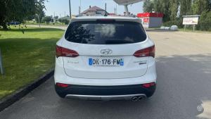 White Hyundai Santa Fe 2014 in Taurage, with an engine capacity of 2.20 L and mileage of 270 thousand km for 9100 €, photo 9 on AUTOMOTO.COM.LV