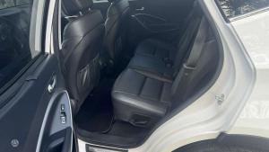 White Hyundai Santa Fe 2014 in Taurage, with an engine capacity of 2.20 L and mileage of 270 thousand km for 9100 €, photo 14 on AUTOMOTO.COM.LV
