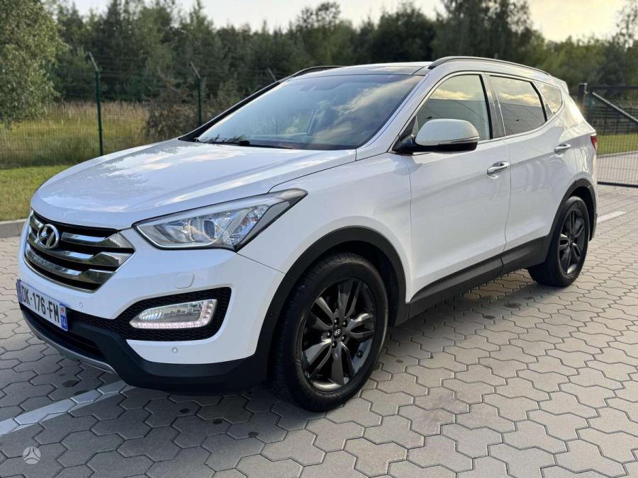 Balts Hyundai Santa Fe 2014 Viļņa, ar dzinēja tilpumu 2.20 L un nobraukumu 276 tūkst. km par 9100 €, foto 4 vietnē AUTOMOTO.COM.LV