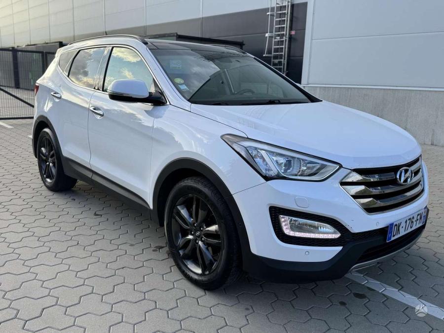 Balts Hyundai Santa Fe 2014 Viļņa, ar dzinēja tilpumu 2.20 L un nobraukumu 276 tūkst. km par 9100 €, foto 10 vietnē AUTOMOTO.COM.LV