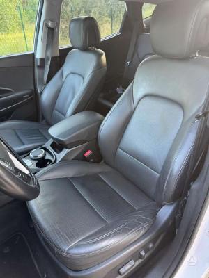 Balts Hyundai Santa Fe 2014 Viļņa, ar dzinēja tilpumu 2.20 L un nobraukumu 276 tūkst. km par 9100 €, foto 13 vietnē AUTOMOTO.COM.LV
