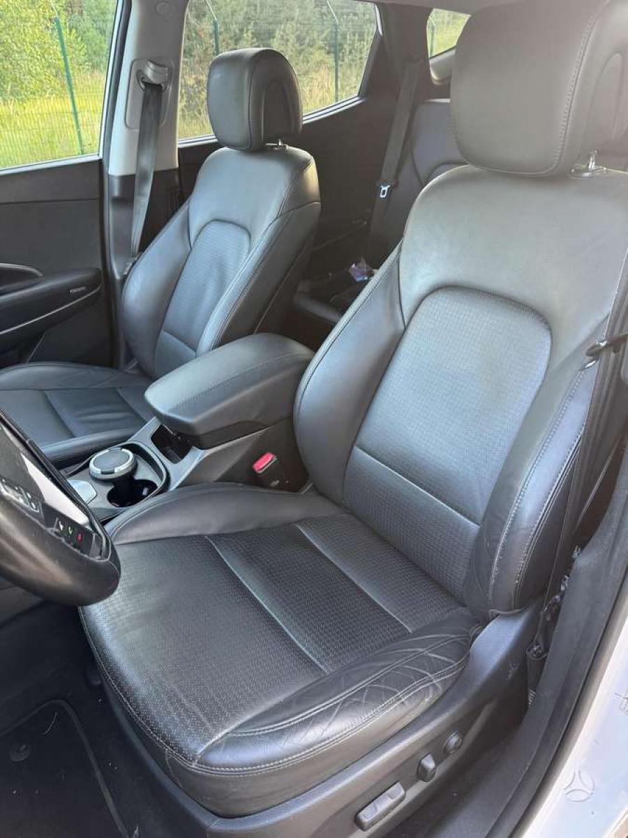 Balts Hyundai Santa Fe 2014 Viļņa, ar dzinēja tilpumu 2.20 L un nobraukumu 276 tūkst. km par 9100 €, foto 13 vietnē AUTOMOTO.COM.LV