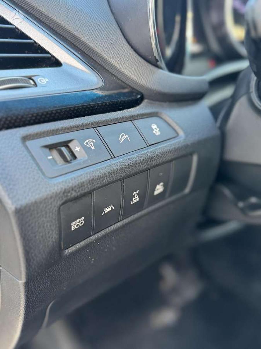 Balts Hyundai Santa Fe 2014 Viļņa, ar dzinēja tilpumu 2.20 L un nobraukumu 276 tūkst. km par 9100 €, foto 17 vietnē AUTOMOTO.COM.LV