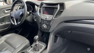 Balts Hyundai Santa Fe 2014 Ukmergė, ar dzinēja tilpumu 2.20 L un nobraukumu 300 tūkst. km par 7900 €, foto 10 vietnē AUTOMOTO.COM.LV