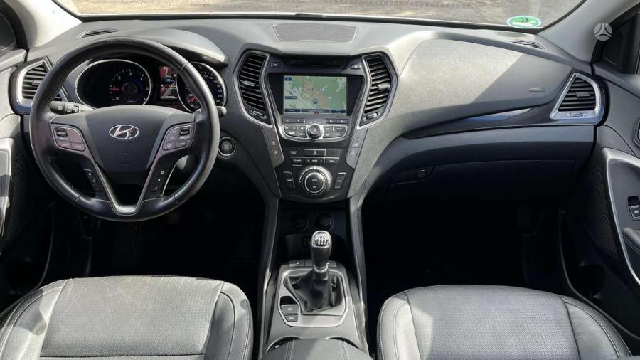 Balts Hyundai Santa Fe 2014 Ukmergė, ar dzinēja tilpumu 2.20 L un nobraukumu 300 tūkst. km par 7900 €, foto 13 vietnē AUTOMOTO.COM.LV