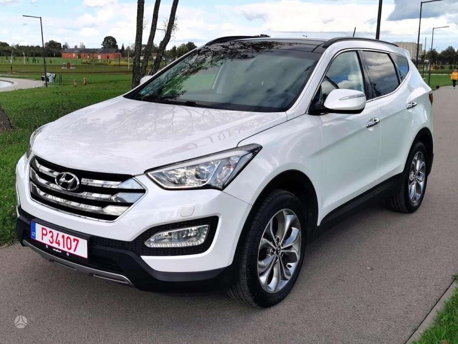 Balts Hyundai Santa Fe 2014 Ukmergė, ar dzinēja tilpumu 2.20 L un nobraukumu 220 tūkst. km par 9600 €, foto 3 vietnē AUTOMOTO.COM.LV