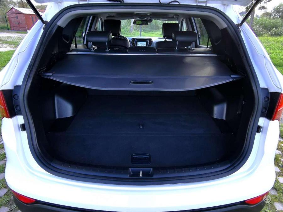 Balts Hyundai Santa Fe 2014 Ukmergė, ar dzinēja tilpumu 2.20 L un nobraukumu 220 tūkst. km par 9600 €, foto 10 vietnē AUTOMOTO.COM.LV