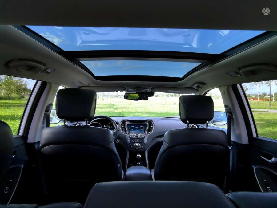 Balts Hyundai Santa Fe 2014 Ukmergė, ar dzinēja tilpumu 2.20 L un nobraukumu 220 tūkst. km par 9600 €, foto 19 vietnē AUTOMOTO.COM.LV