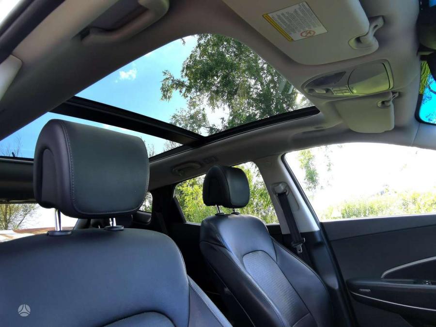 Balts Hyundai Santa Fe 2014 Ukmergė, ar dzinēja tilpumu 2.20 L un nobraukumu 220 tūkst. km par 9600 €, foto 38 vietnē AUTOMOTO.COM.LV