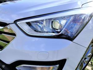 Balts Hyundai Santa Fe 2014 Ukmergė, ar dzinēja tilpumu 2.20 L un nobraukumu 220 tūkst. km par 9600 €, foto 48 vietnē AUTOMOTO.COM.LV