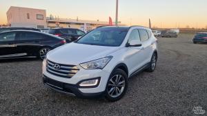 White Hyundai Santa Fe 2015 in Marijampole, with an engine capacity of 2.20 L and mileage of 230 thousand km for 11500 €, photo  on AUTOMOTO.COM.LV