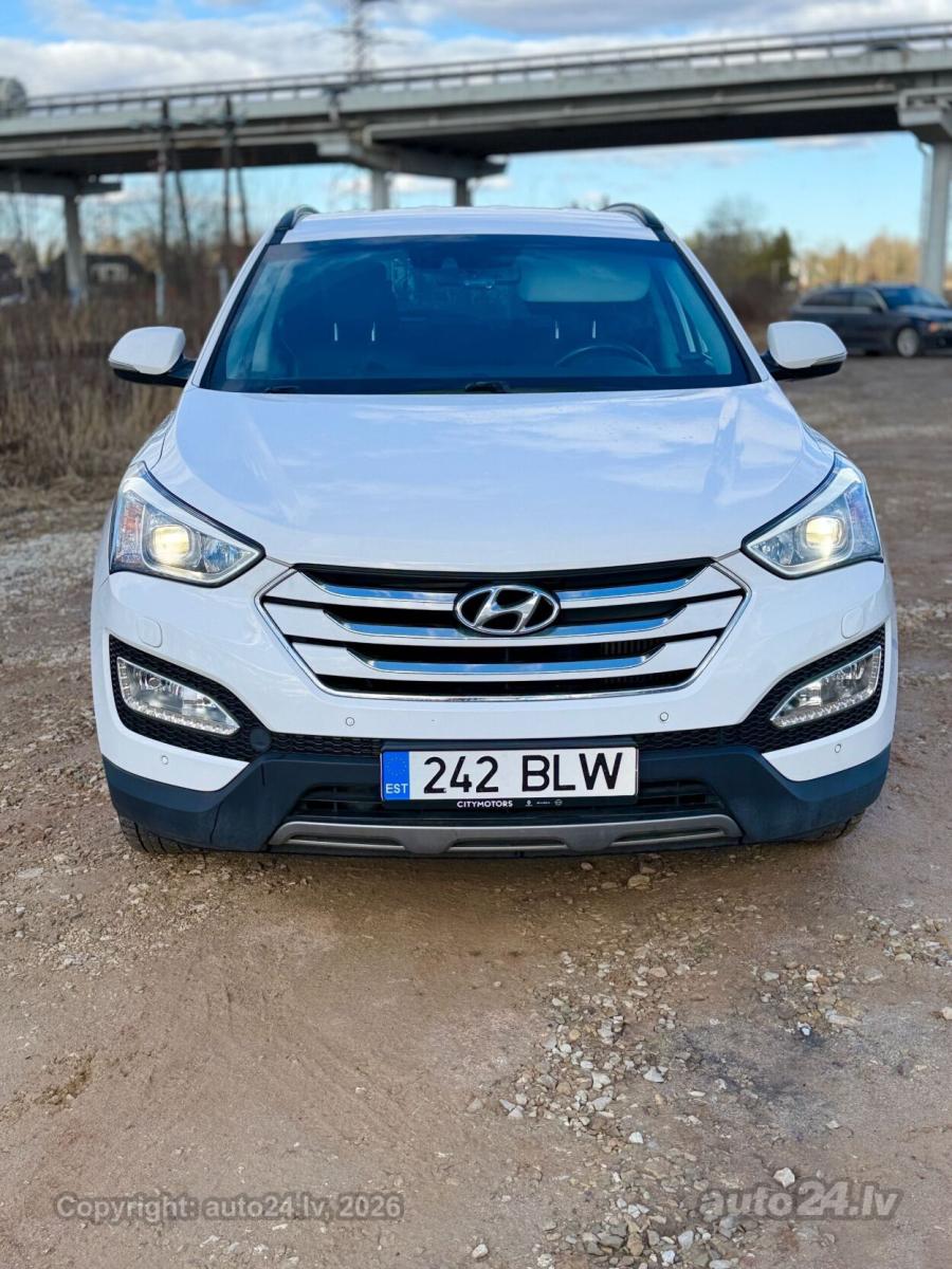 Balts Hyundai Santa Fe 2015 Tallina, ar dzinēja tilpumu 2.20 L un nobraukumu 197 tūkst. km par 11500 €, foto 4 vietnē AUTOMOTO.COM.LV