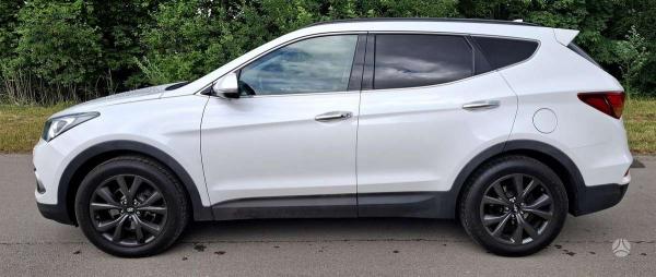 Balts Hyundai Santa Fe 2015 Tauragė, ar dzinēja tilpumu 2.20 L un nobraukumu 210 tūkst. km par 11300 €, foto 6 vietnē AUTOMOTO.COM.LV