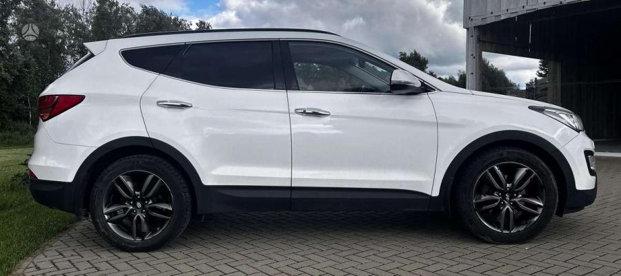 Balts Hyundai Santa Fe 2015 Utena, ar dzinēja tilpumu 2.20 L un nobraukumu 293 tūkst. km par 10300 €, foto 15 vietnē AUTOMOTO.COM.LV