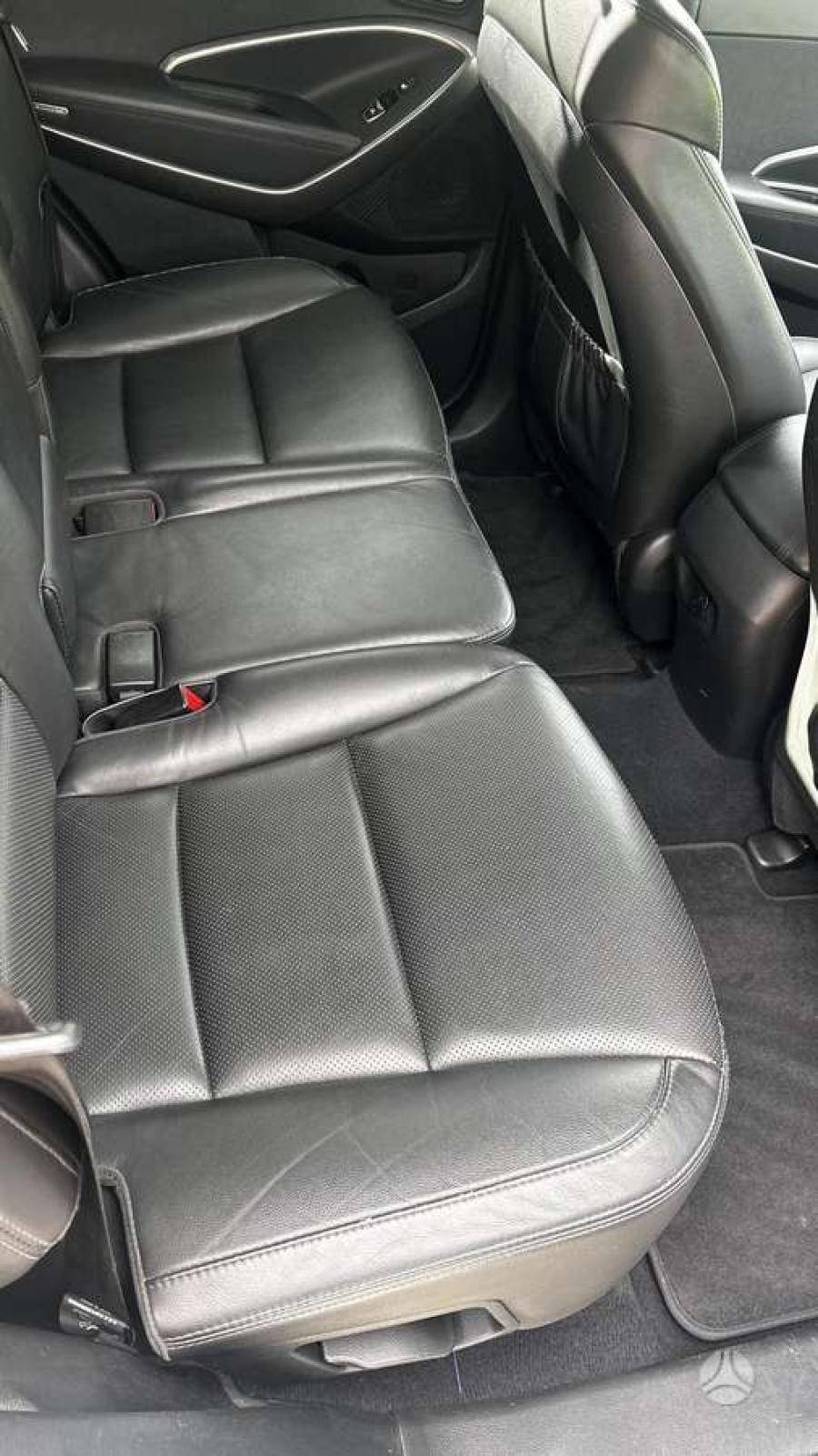 Balts Hyundai Santa Fe 2015 Utena, ar dzinēja tilpumu 2.20 L un nobraukumu 293 tūkst. km par 10300 €, foto 28 vietnē AUTOMOTO.COM.LV