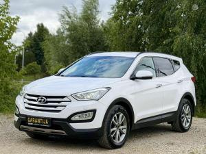 White Hyundai Santa Fe 2015 in Siauliai, with an engine capacity of 2.20 L and mileage of 195 thousand km for 14999 €, photo 20 on AUTOMOTO.COM.LV