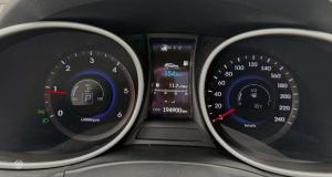 White Hyundai Santa Fe 2015 in Siauliai, with an engine capacity of 2.20 L and mileage of 195 thousand km for 14999 €, photo 41 on AUTOMOTO.COM.LV