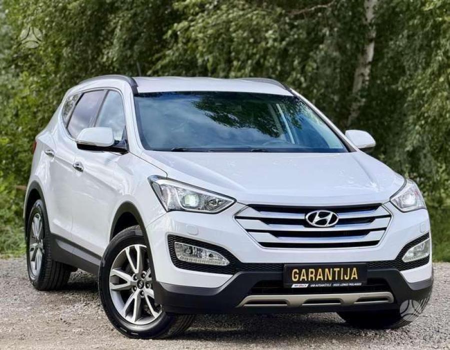 Balts Hyundai Santa Fe 2015 Šauļi, ar dzinēja tilpumu 2.20 L un nobraukumu 195 tūkst. km par 14999 €, foto 4 vietnē AUTOMOTO.COM.LV