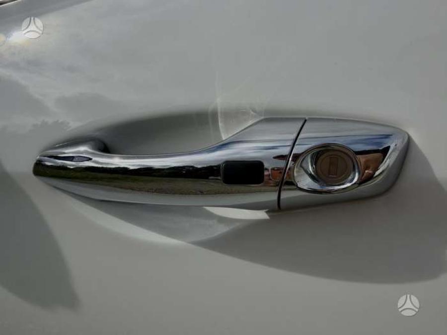 Balts Hyundai Santa Fe 2015 Šauļi, ar dzinēja tilpumu 2.20 L un nobraukumu 195 tūkst. km par 14999 €, foto 19 vietnē AUTOMOTO.COM.LV