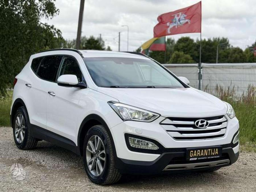 Balts Hyundai Santa Fe 2015 Šauļi, ar dzinēja tilpumu 2.20 L un nobraukumu 195 tūkst. km par 14999 €, foto 21 vietnē AUTOMOTO.COM.LV