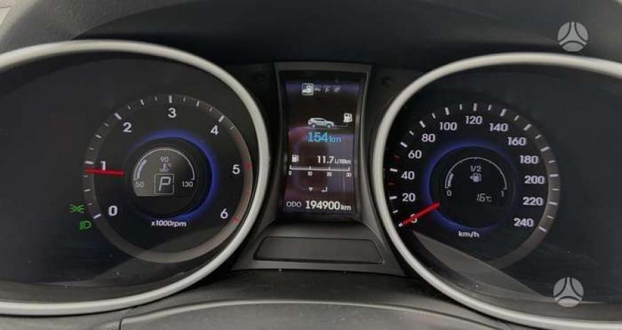 Balts Hyundai Santa Fe 2015 Šauļi, ar dzinēja tilpumu 2.20 L un nobraukumu 195 tūkst. km par 14999 €, foto 41 vietnē AUTOMOTO.COM.LV