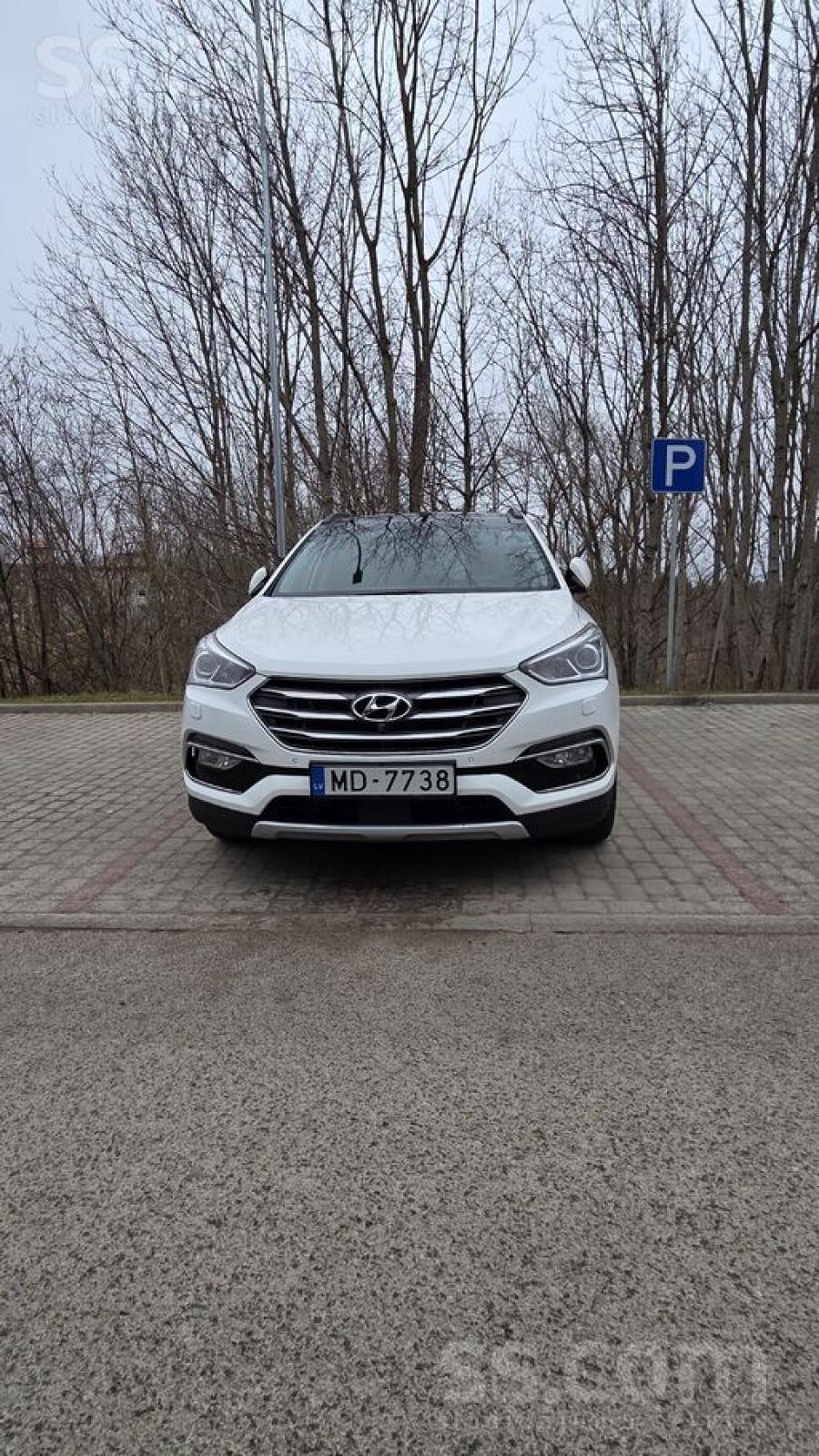 Balts Hyundai Santa Fe 2015 Tukums, ar dzinēja tilpumu 2.20 L un nobraukumu 255 tūkst. km par 12000 €, foto 5 vietnē AUTOMOTO.COM.LV