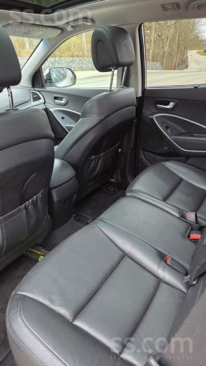 Balts Hyundai Santa Fe 2015 Tukums, ar dzinēja tilpumu 2.20 L un nobraukumu 255 tūkst. km par 12000 €, foto 13 vietnē AUTOMOTO.COM.LV