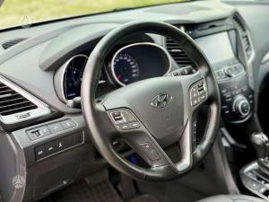 Balts Hyundai Santa Fe 2015 Šauļi, ar dzinēja tilpumu 2.20 L un nobraukumu 195 tūkst. km par 14999 €, foto 26 vietnē AUTOMOTO.COM.LV