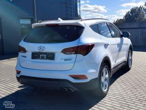 Balts Hyundai Santa Fe 2016 Šauļi, ar dzinēja tilpumu 2.20 L un nobraukumu 197 tūkst. km par 14500 €, foto 5 vietnē AUTOMOTO.COM.LV