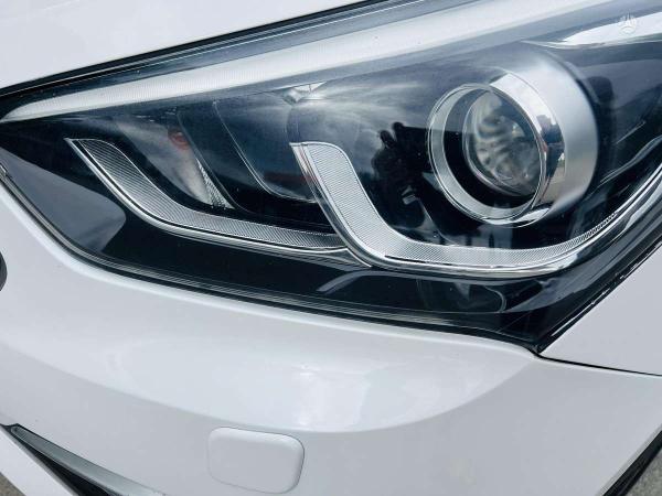 Белый Хендай Санта Фе 2016 в Каунас, объемом двигателя 2.20 л и пробегом 228 тыс. км за 12500 €, фото 5 на AUTOMOTO.COM.LV