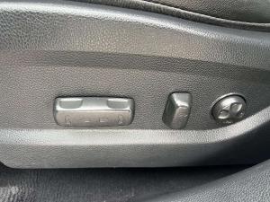 Balts Hyundai Santa Fe 2016 Kauņa, ar dzinēja tilpumu 2.20 L un nobraukumu 228 tūkst. km par 12500 €, foto 25 vietnē AUTOMOTO.COM.LV